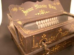 Exquisite and Rare Music Boxes, Singing Birds, Mechanical Birds ...